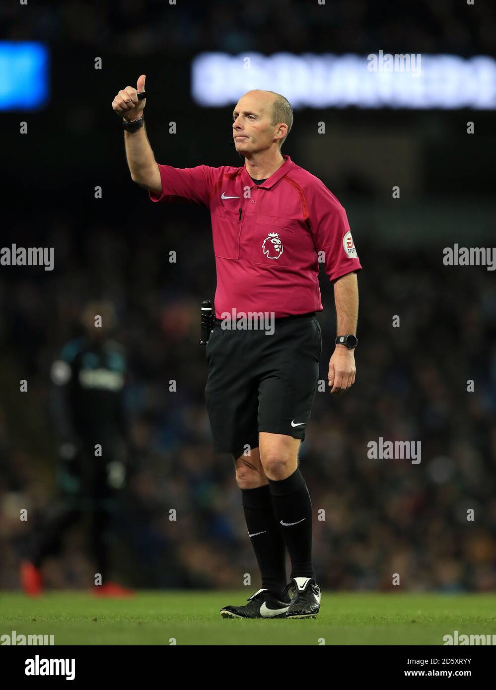 Mike Dean, match referee Stock Photo - Alamy