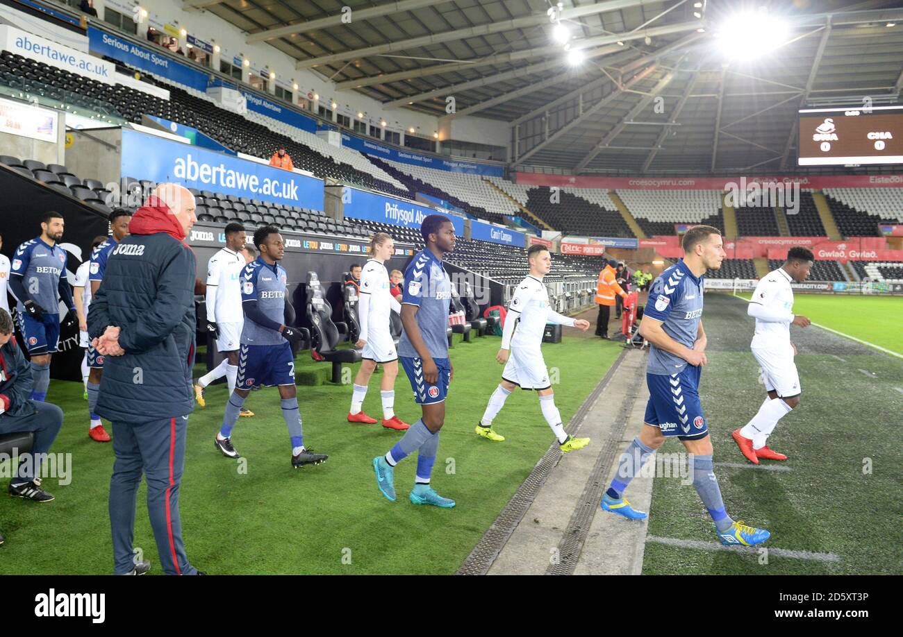 The players walk out on hi-res stock photography and images - Alamy