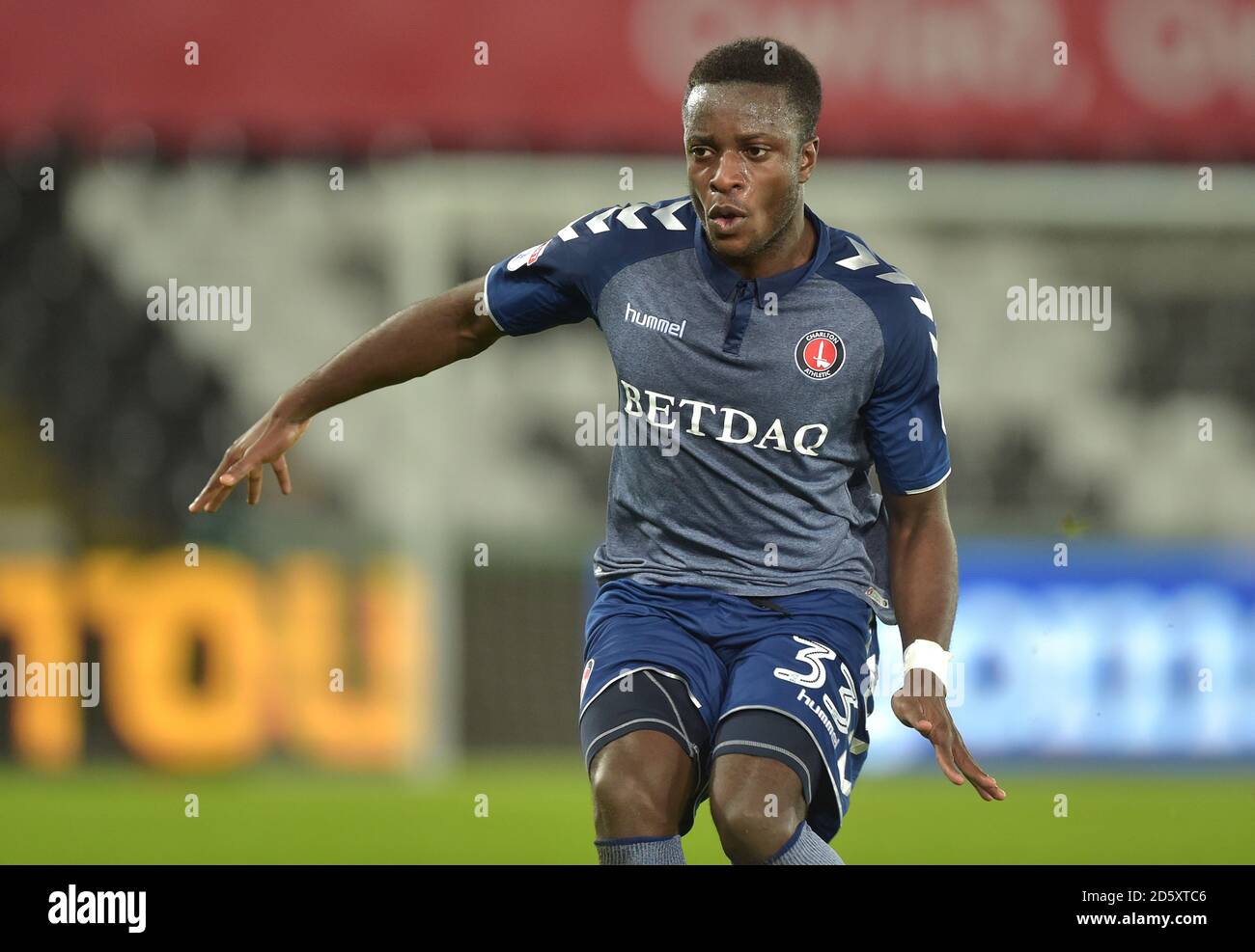 Charlton Athletic's Aaron Barnes Stock Photo - Alamy