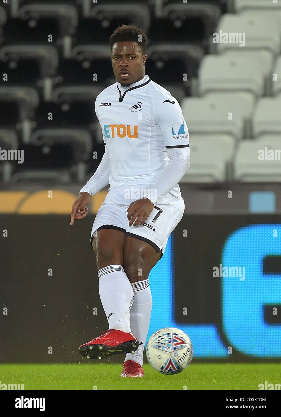 Swansea City's Tyler Reid Stock Photo - Alamy