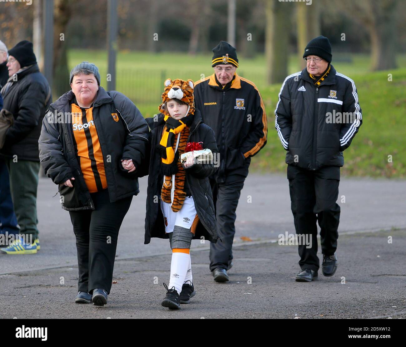 Hull City fans arrive at Hull City's KCOM Stadium Stock Photo - Alamy