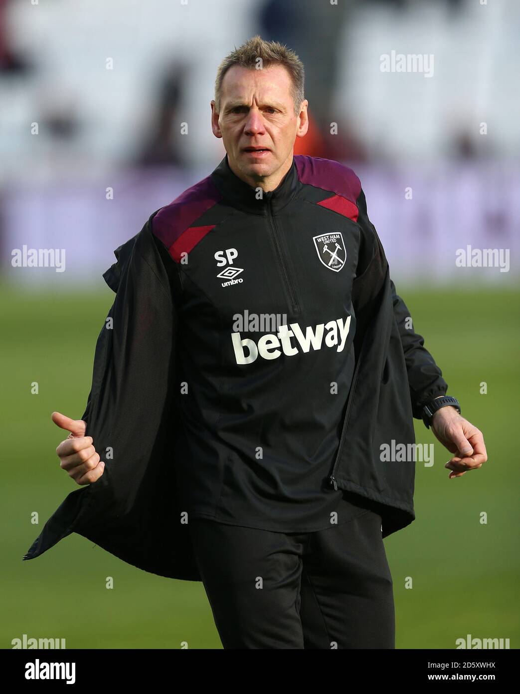 Pearce west ham hi-res stock photography and images - Alamy