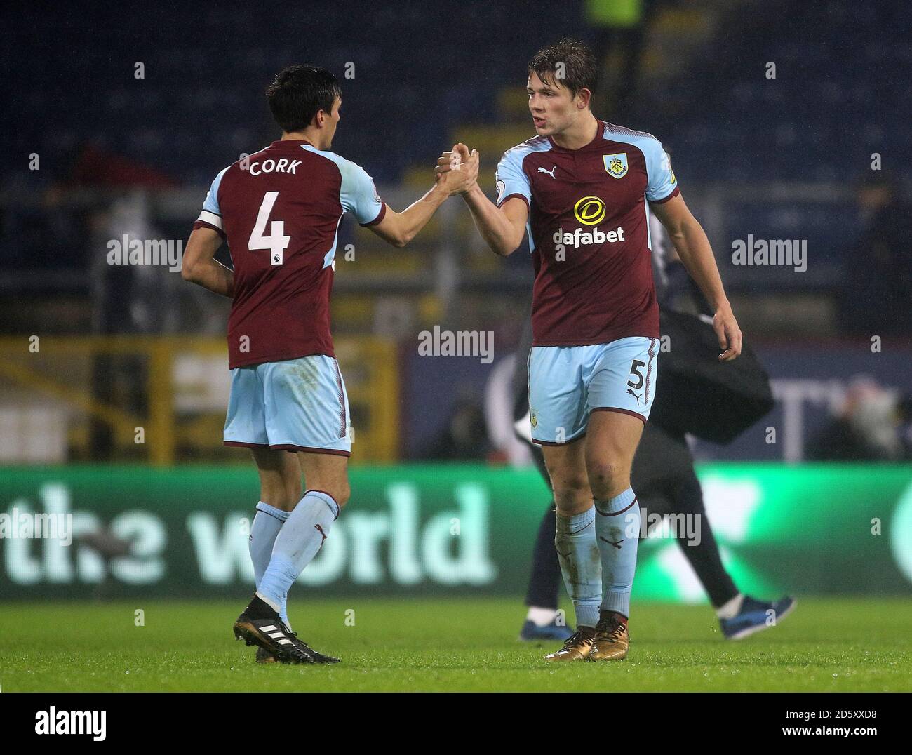 James tarkowski celebrate hi-res stock photography and images - Alamy