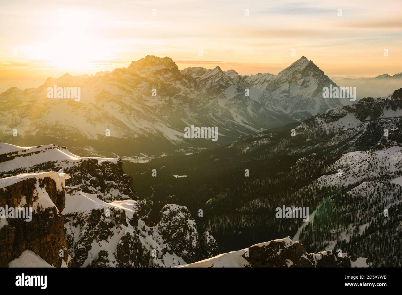 Italian mountainscape hi-res stock photography and images - Alamy