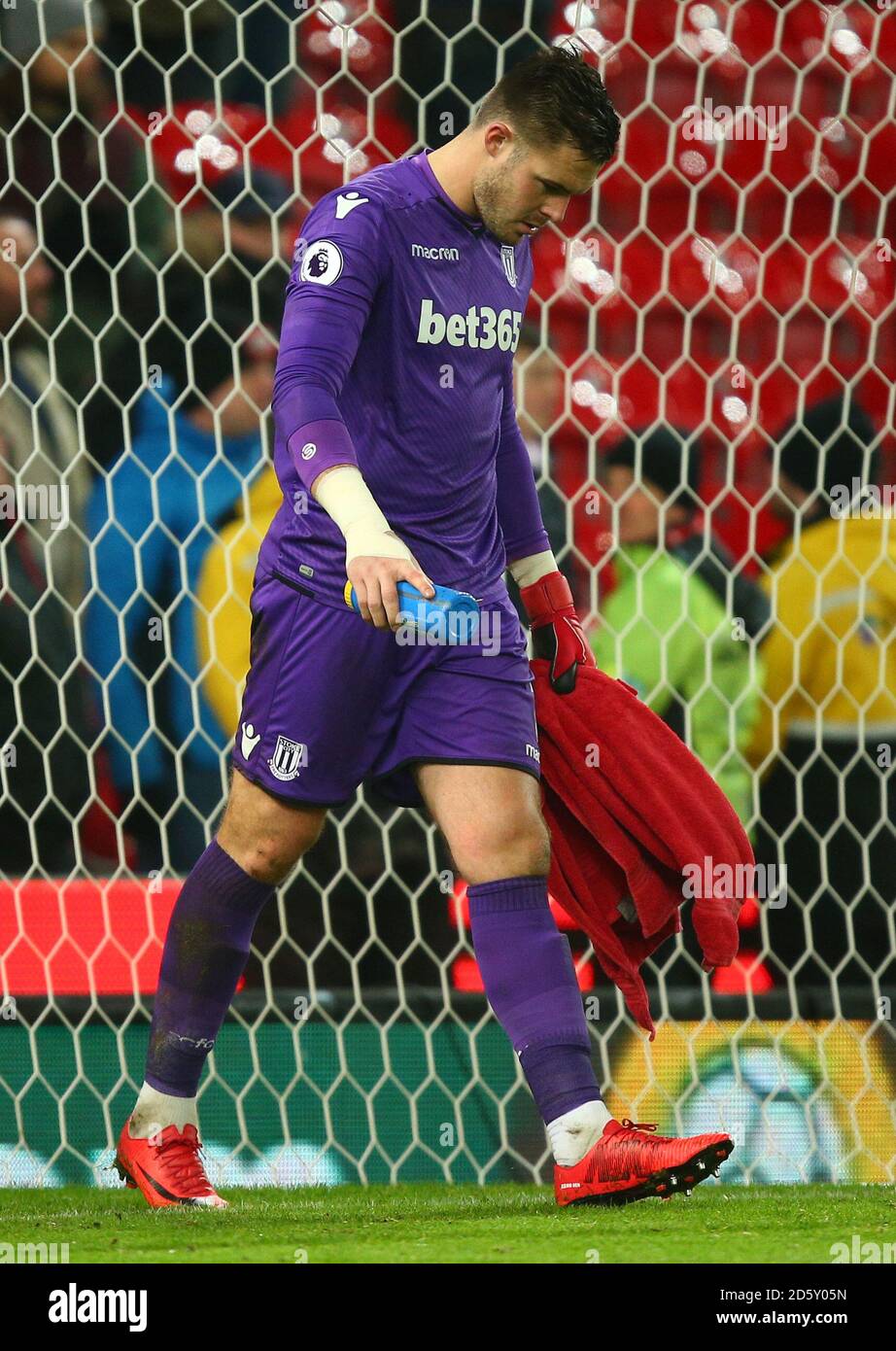 Stoke City goalkeeper Jack Butland Stock Photo - Alamy