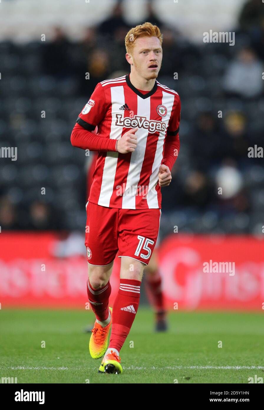 Brentford's Ryan Woods Stock Photo - Alamy