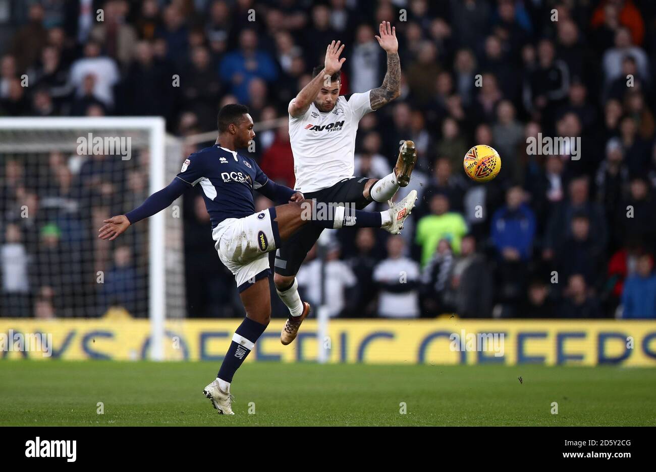 Millwalls left right mahlon romeo hi-res stock photography and images ...