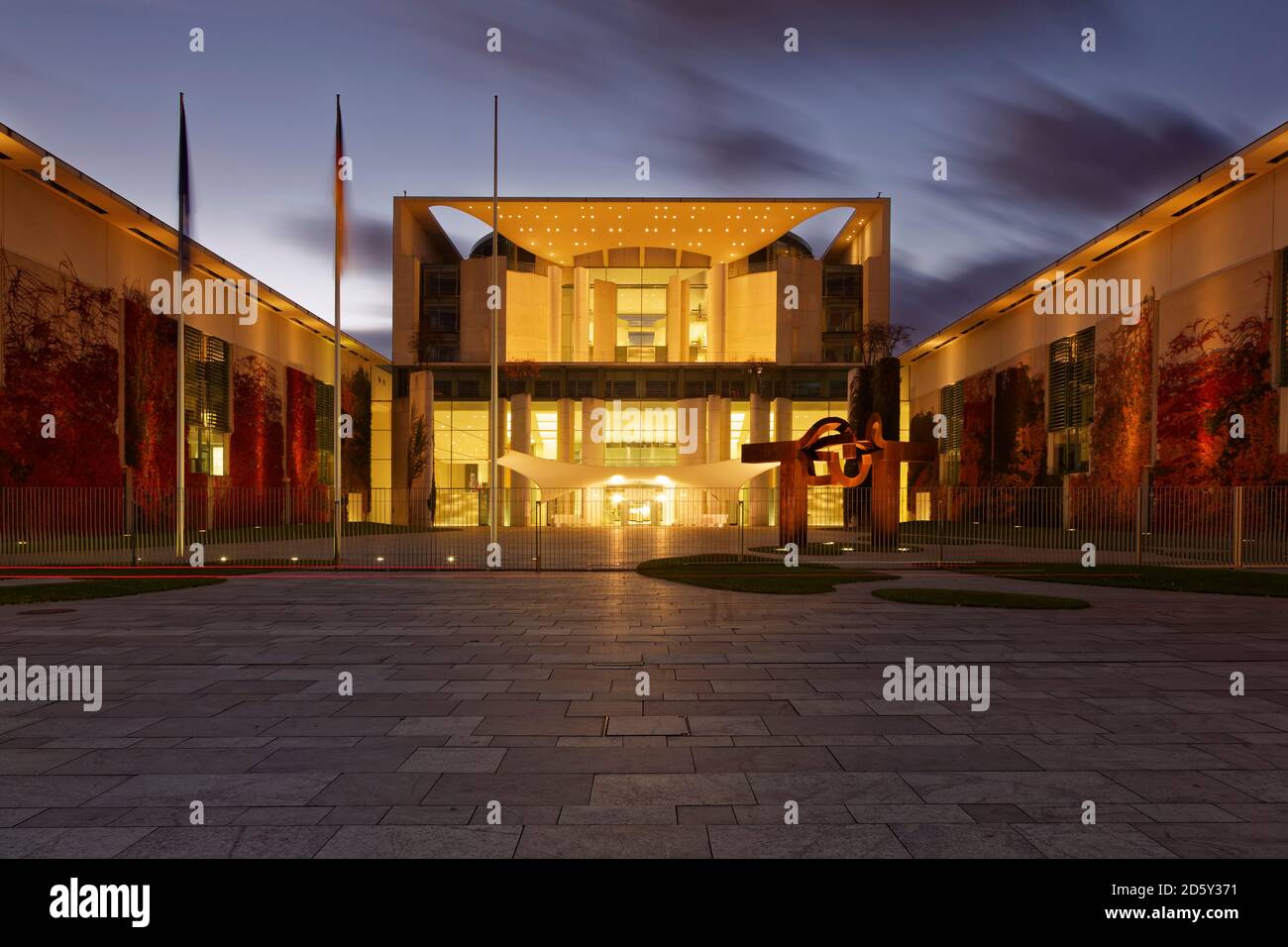 Modern office in berlin hi-res stock photography and images - Alamy