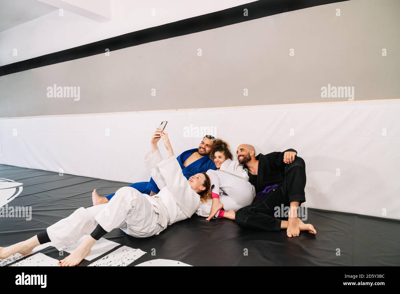 Judo class instructor hi-res stock photography and images - Alamy