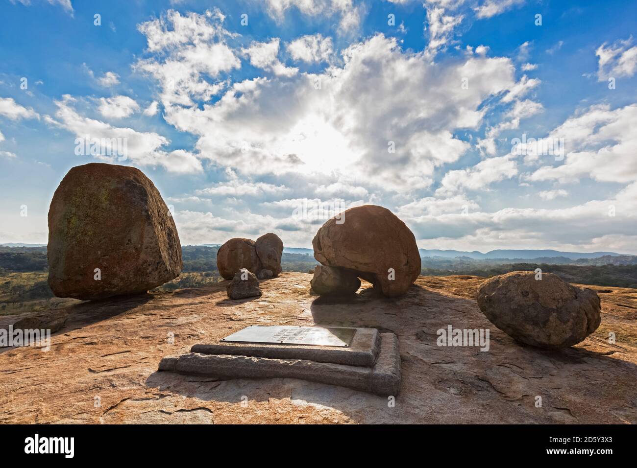 Tomb of cecil rhodes hi-res stock photography and images - Alamy