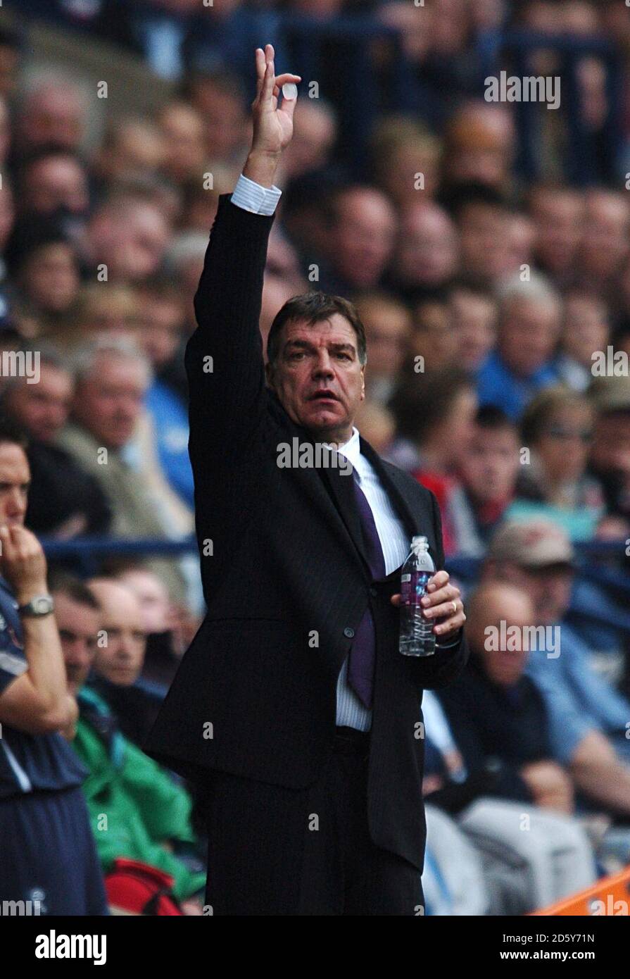 Bolton manager sam allardyce hi-res stock photography and images - Alamy