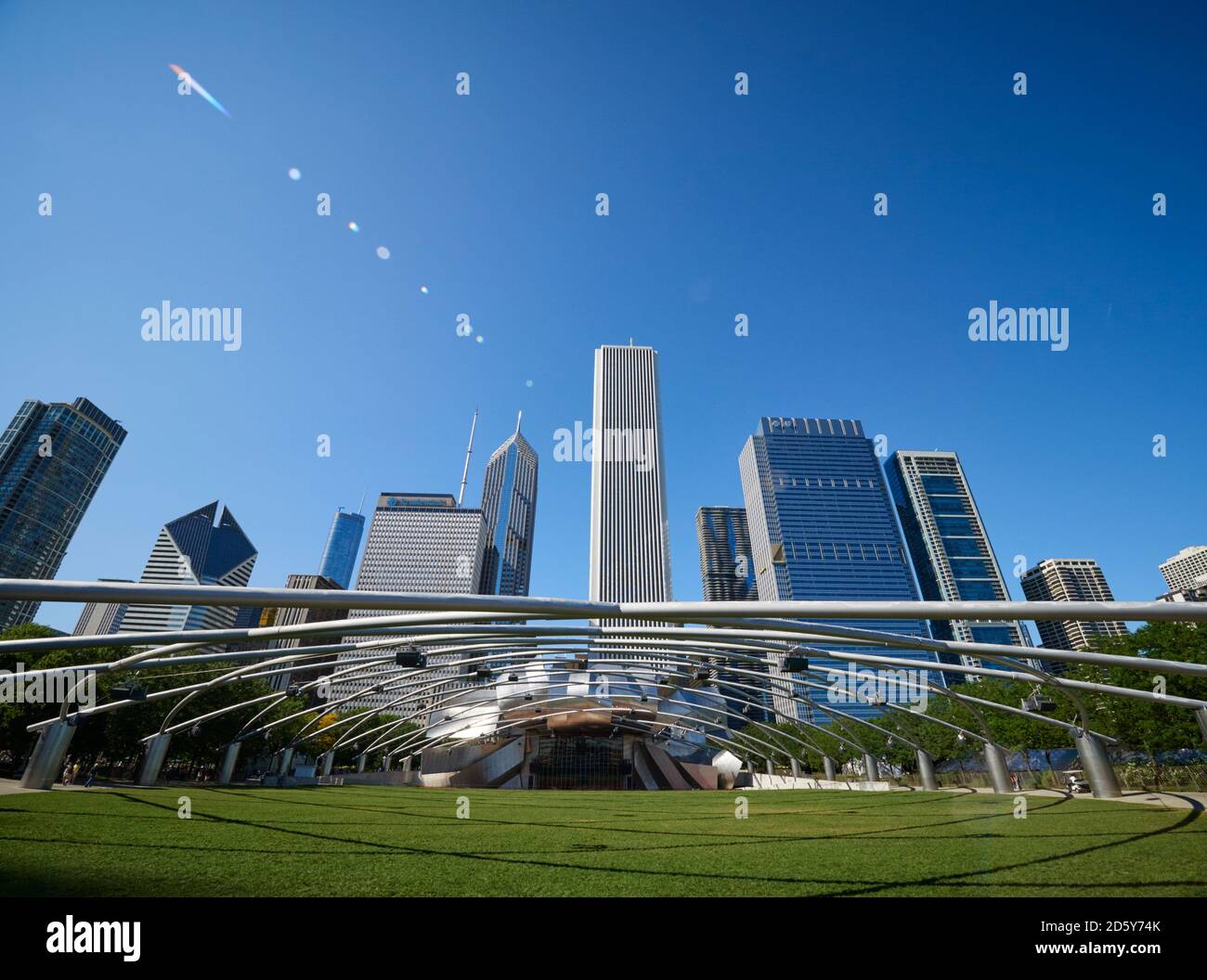 USA, Illinois, Chicago, Millennium Park, Jay Pritzker Pavilion Stock ...