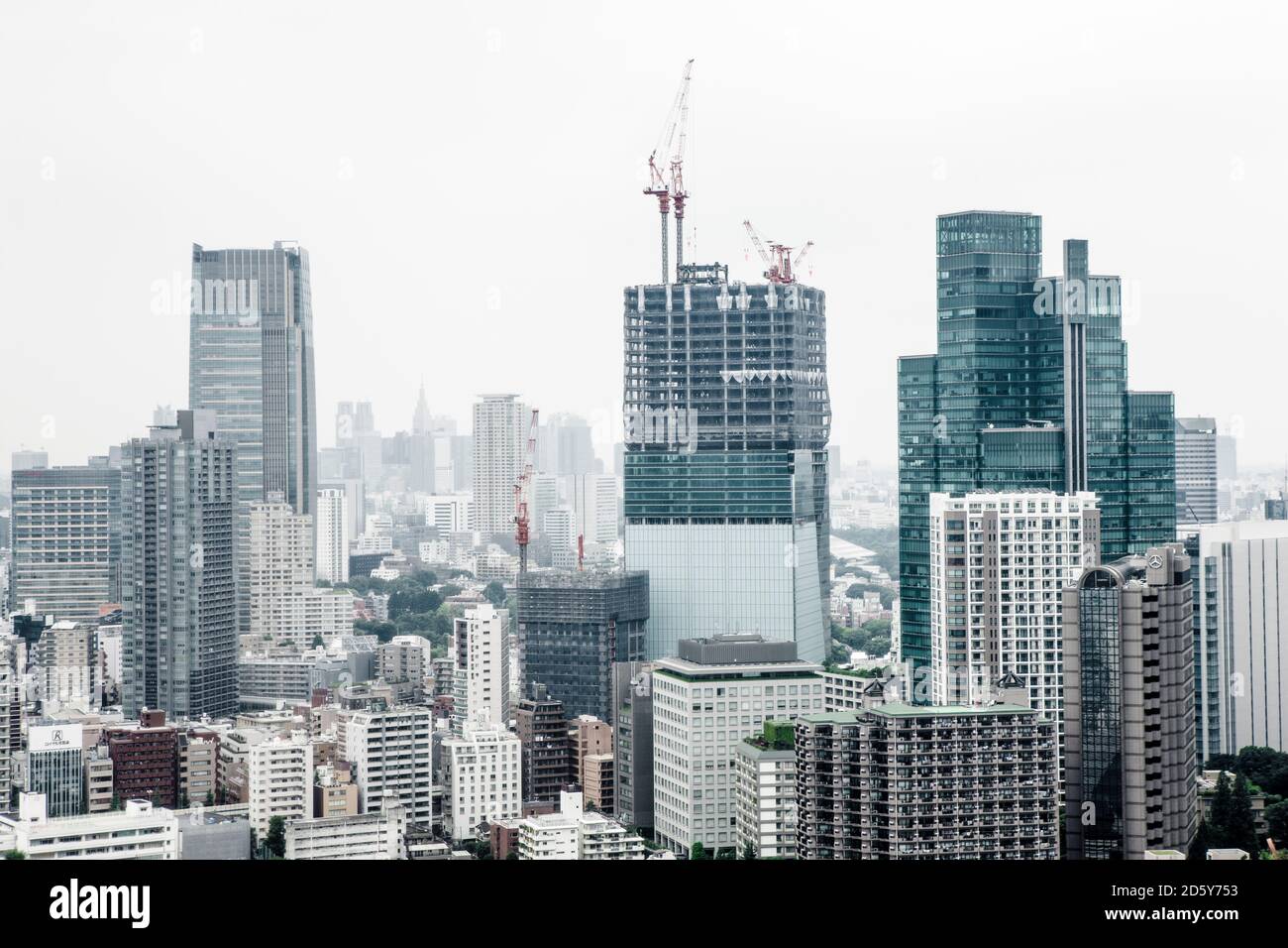 Japan, Tokyo, view to construction site on skyscraper Stock Photo - Alamy