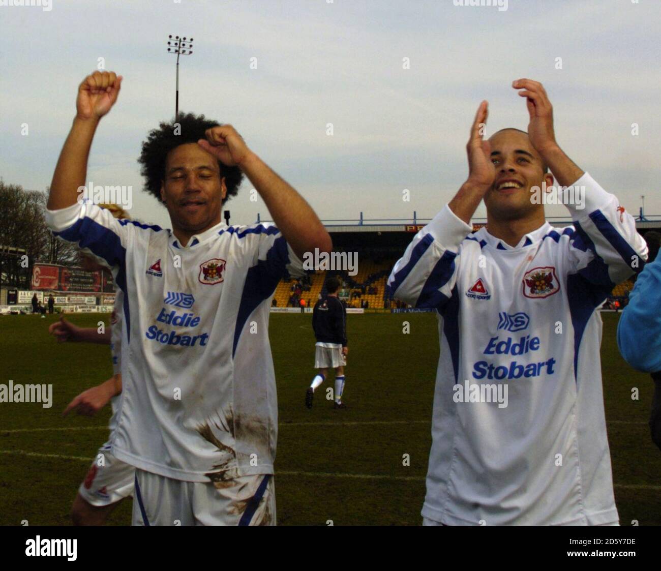 L celebrate hi-res stock photography and images - Alamy