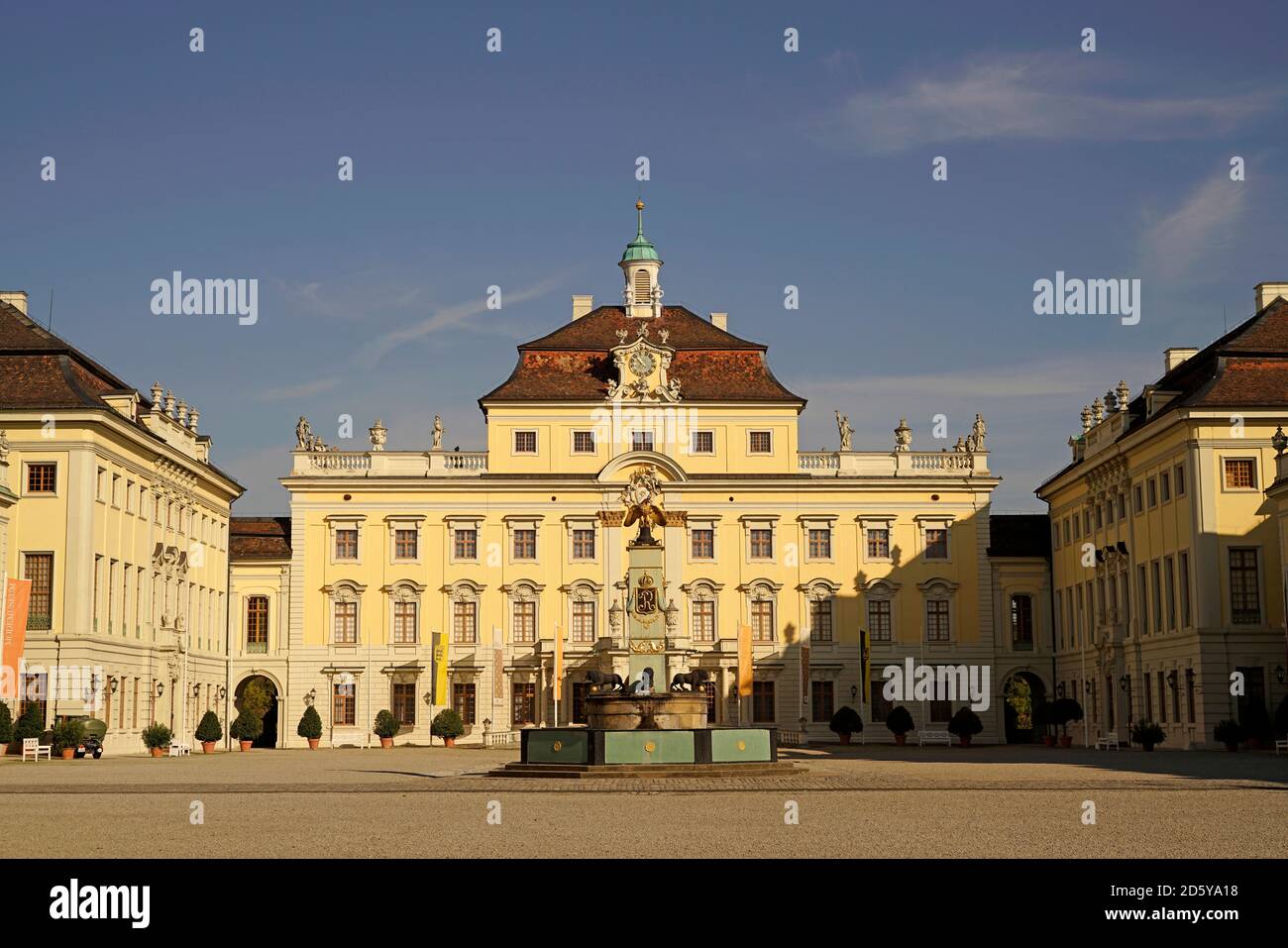 Courtyard of ludwigsburg palace hi-res stock photography and images - Alamy