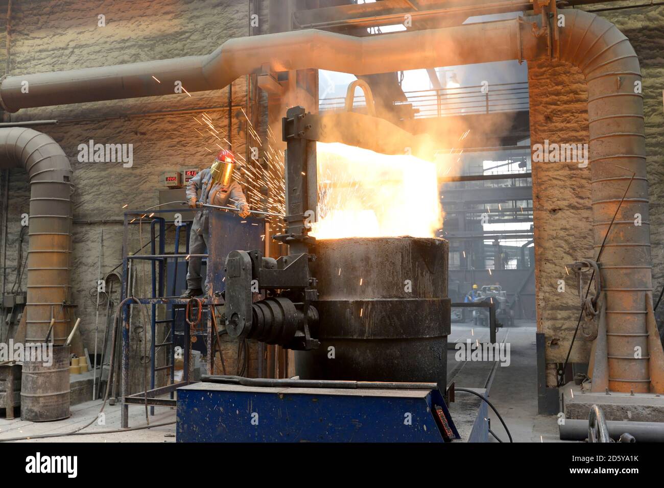 Checking temperature control hi-res stock photography and images - Alamy