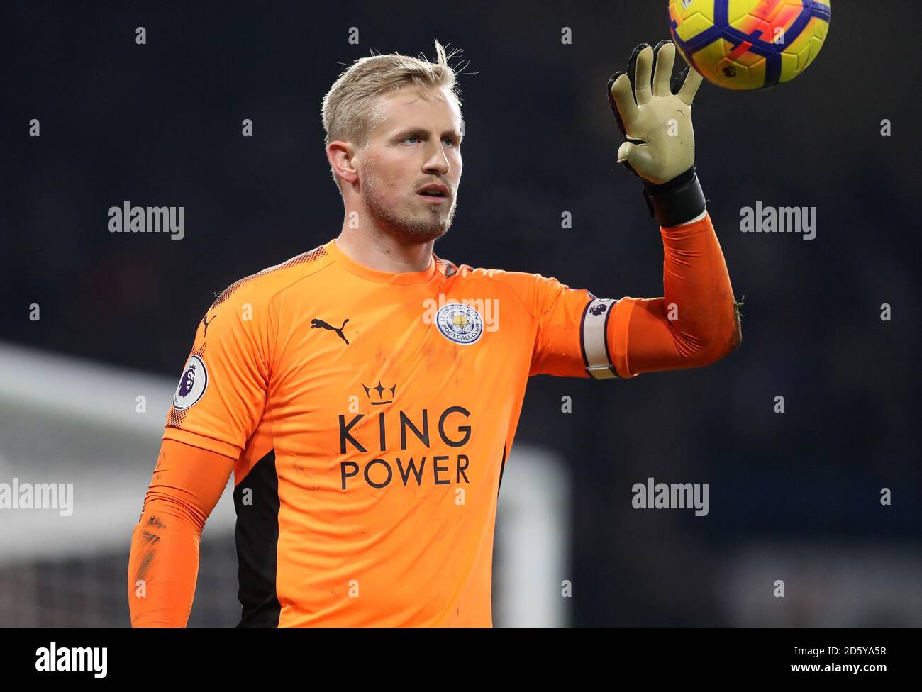 Leicester City goalkeeper Kasper Schmeichel Stock Photo - Alamy