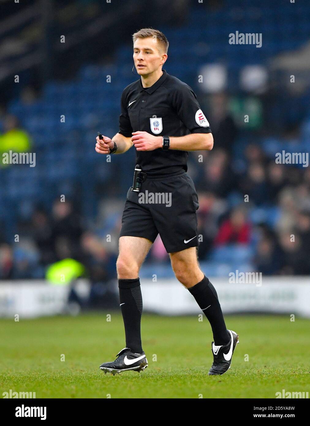 Match referee Michael Salisbury Stock Photo - Alamy
