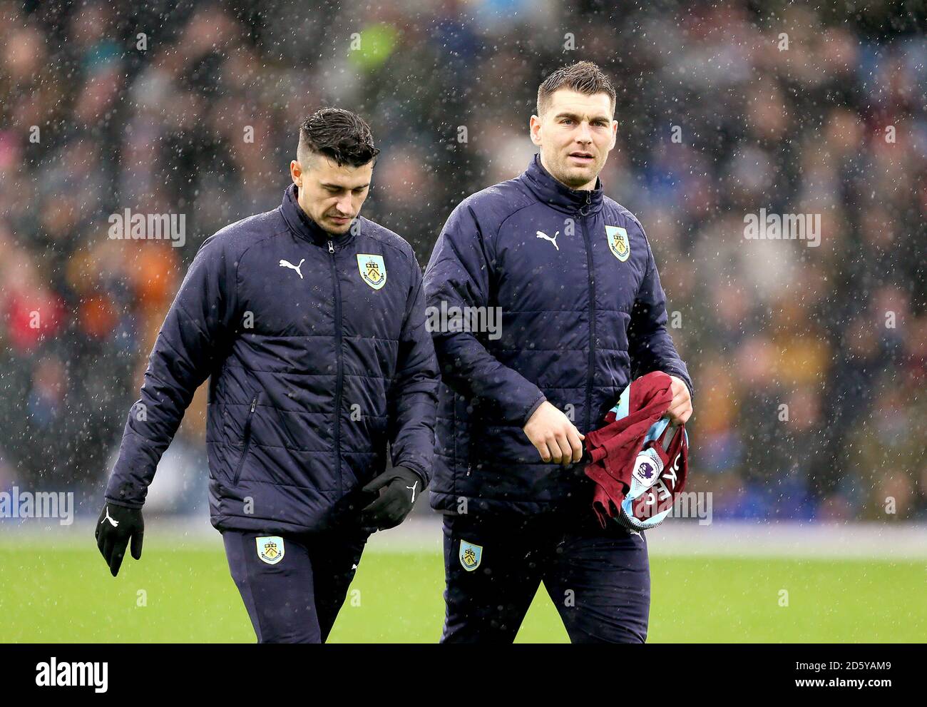 Burnley's Sam Vokes (right) and Burnley's Matthew Lowton (left Stock ...