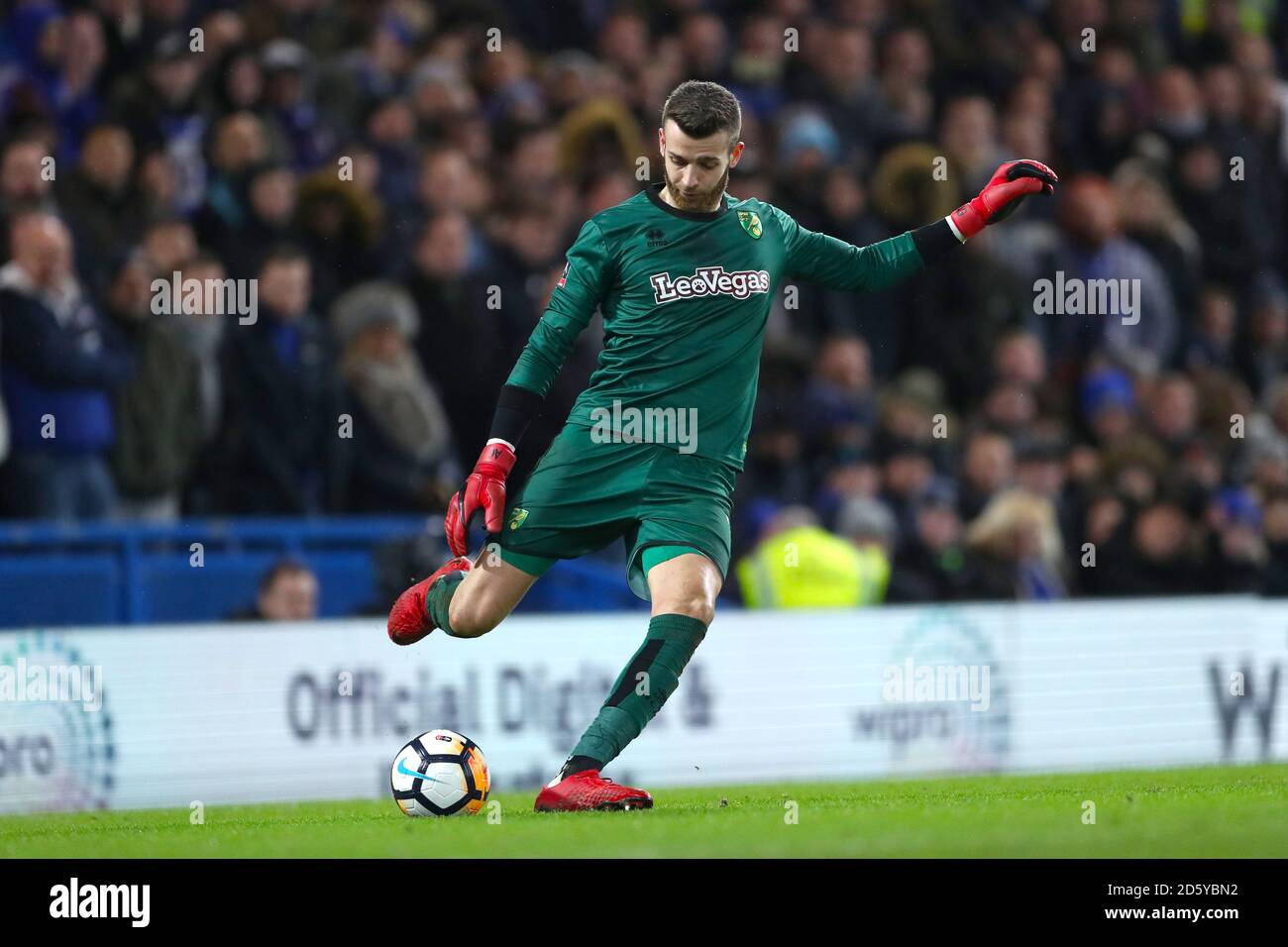 Norwich City goalkeeper Angus Gunn Stock Photo - Alamy