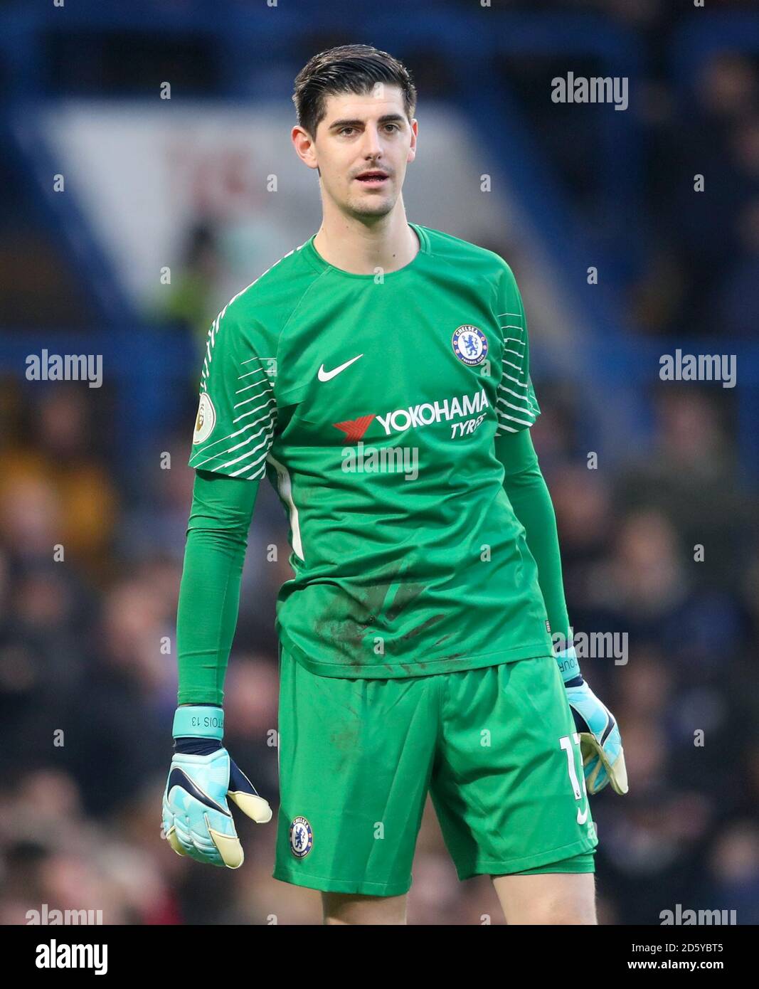 Thibaut courtois chelsea goalkeeper hi-res stock photography and images ...