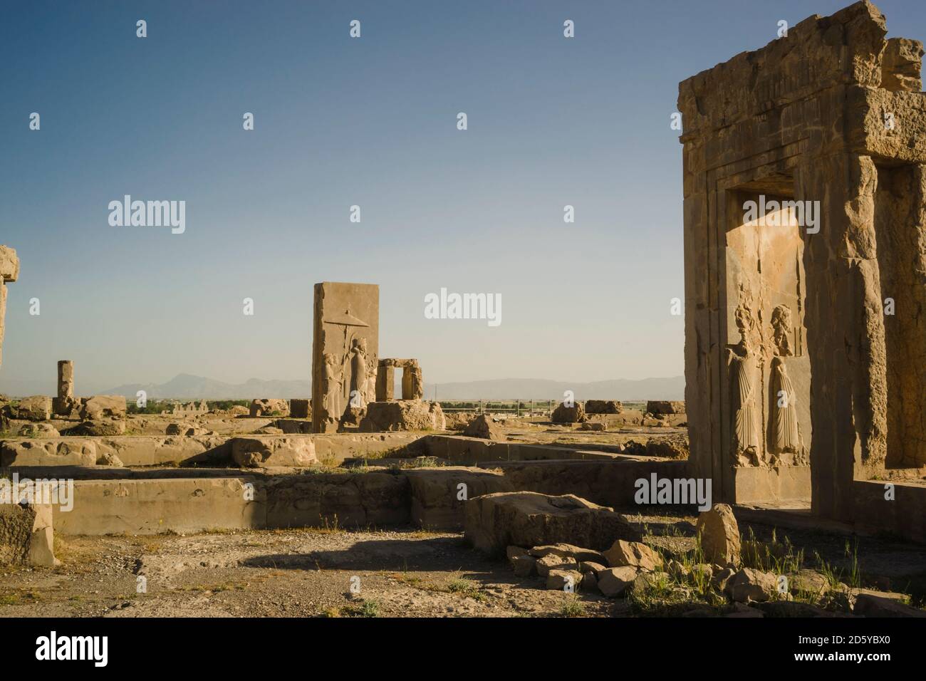 Persepolis palace palace hi-res stock photography and images - Alamy