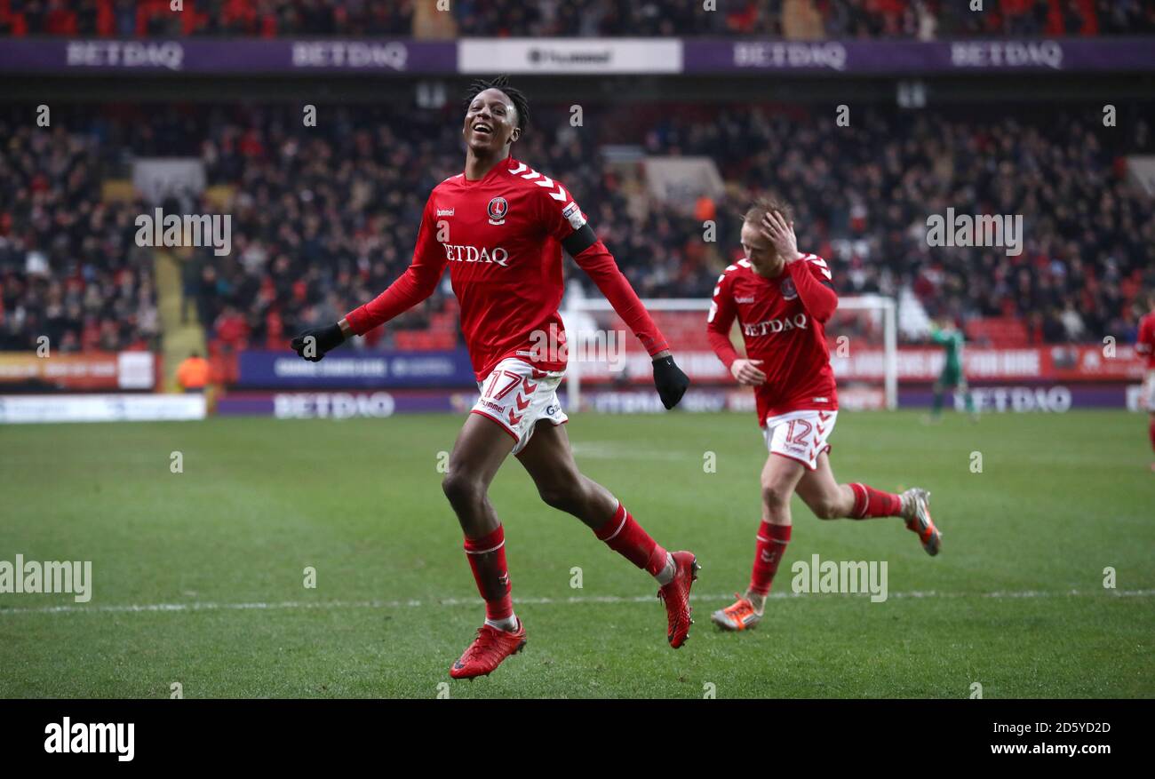 Charlton athletics joe aribo celebrates scoring hi-res stock ...