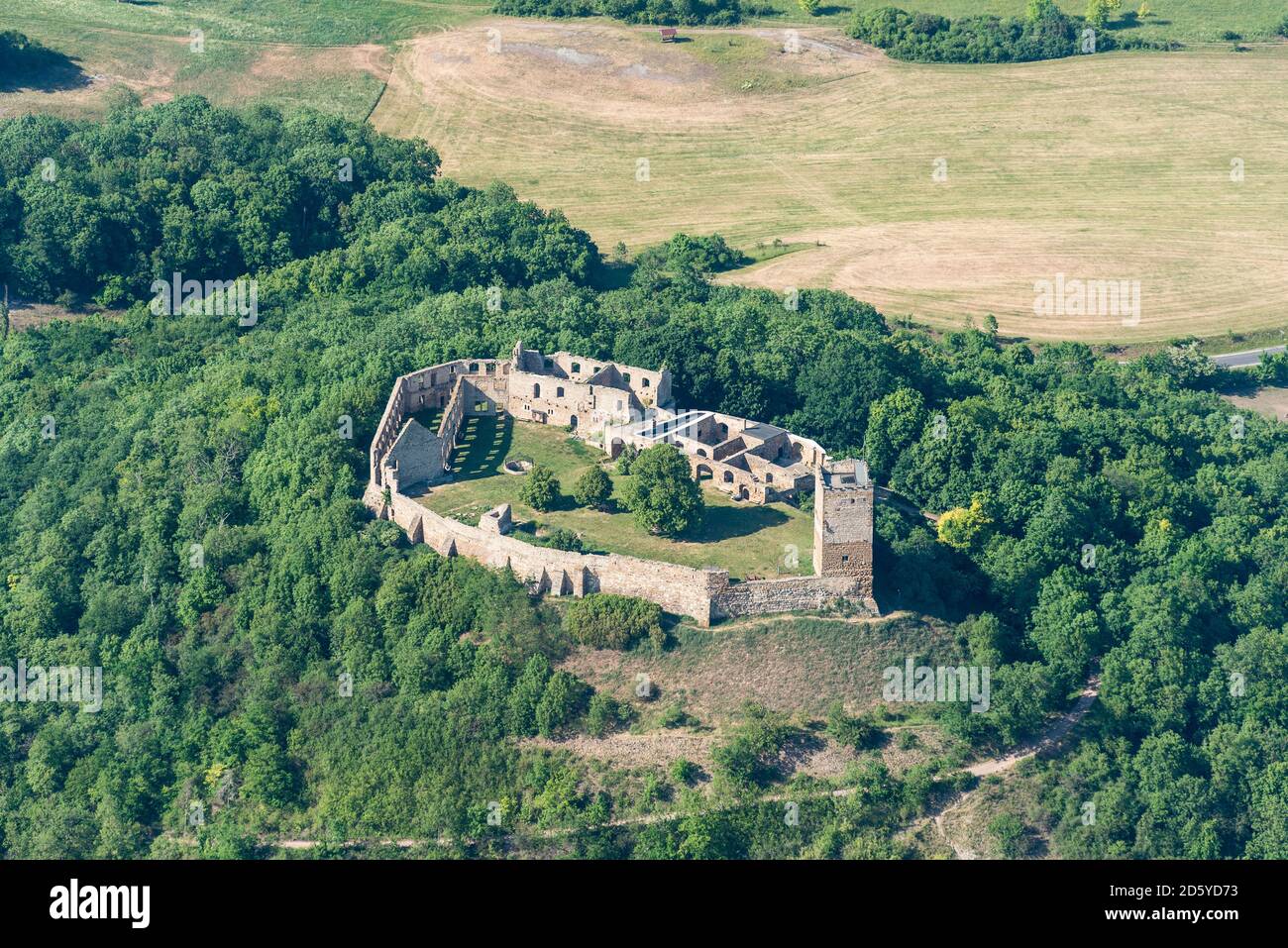 Gleichen castle ruin hi-res stock photography and images - Alamy
