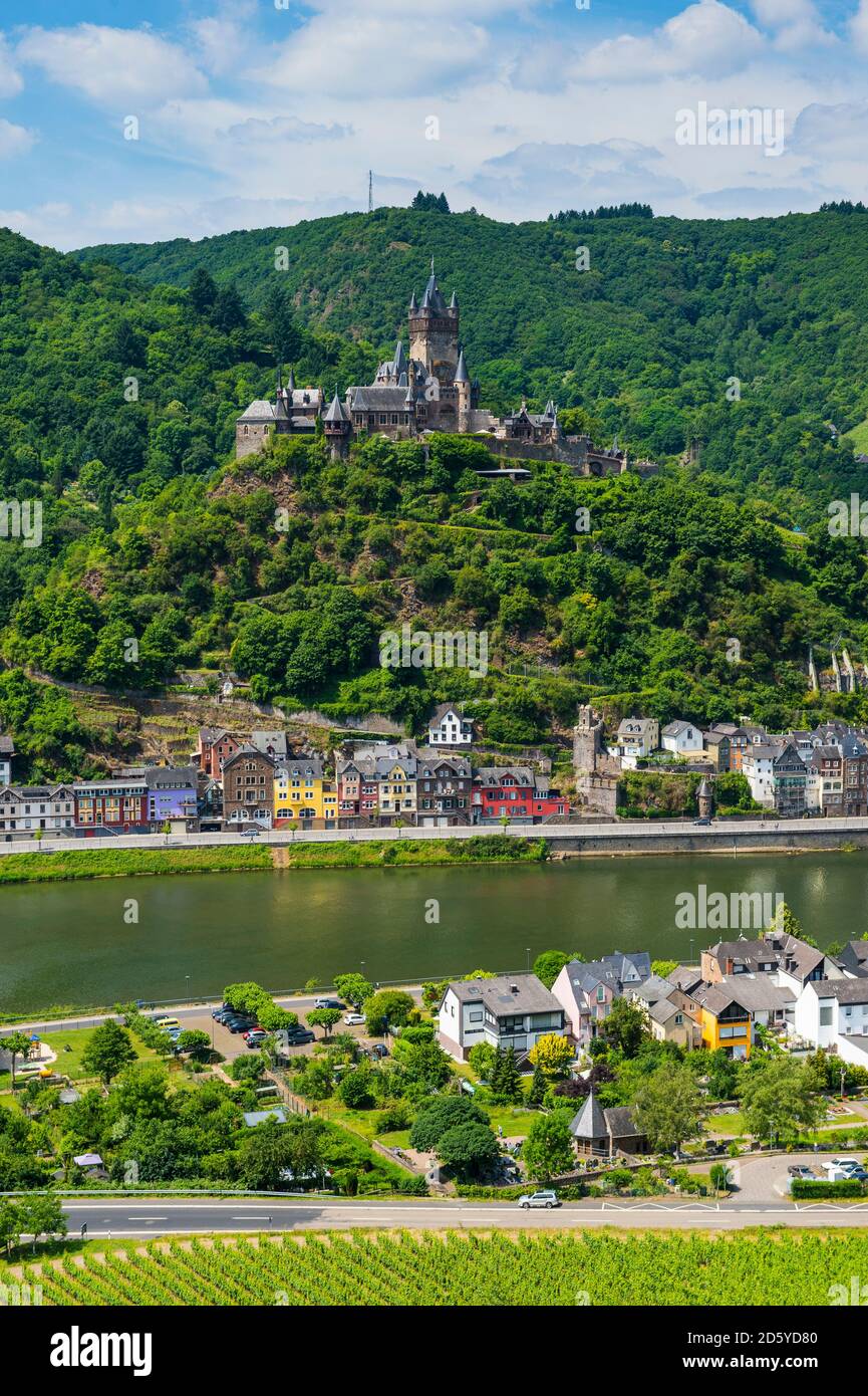 Small moselle castle hi-res stock photography and images - Alamy