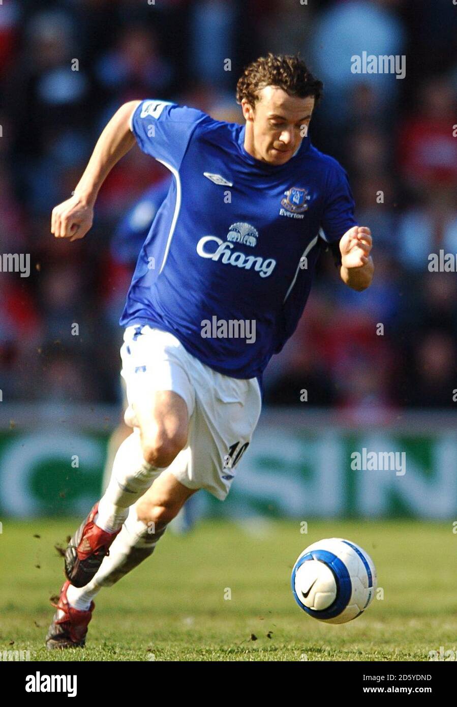 Simon davies hi-res stock photography and images - Alamy