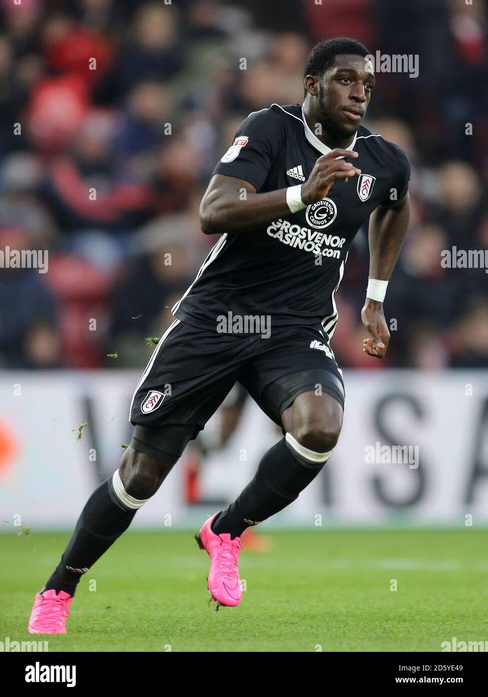 Fulham's Aboubakar Kamara Stock Photo - Alamy