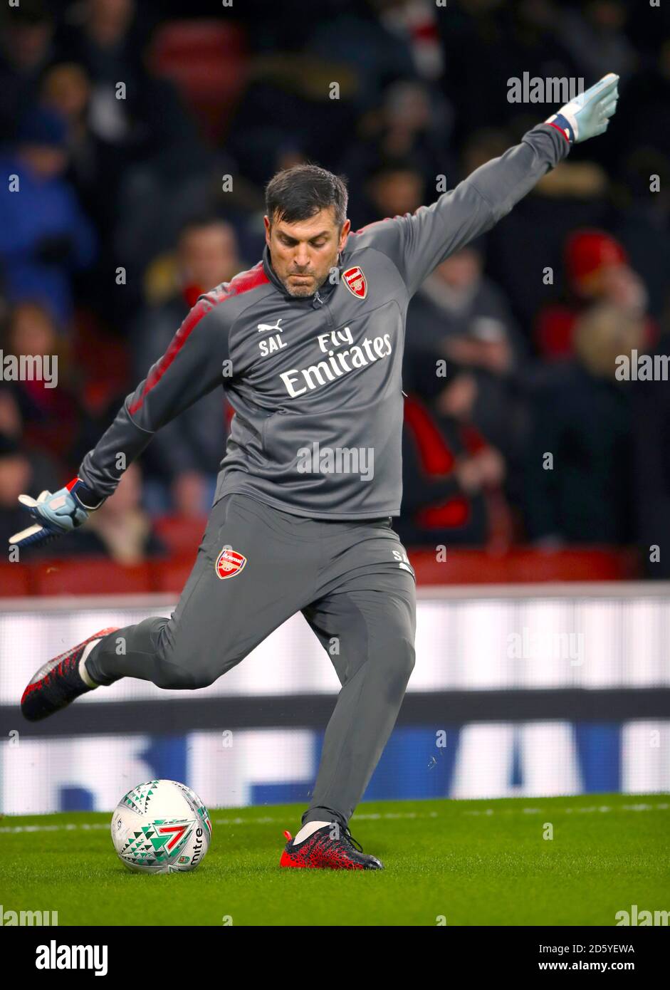 Arsenal goalkeeping coach Sal Bibbo Stock Photo - Alamy
