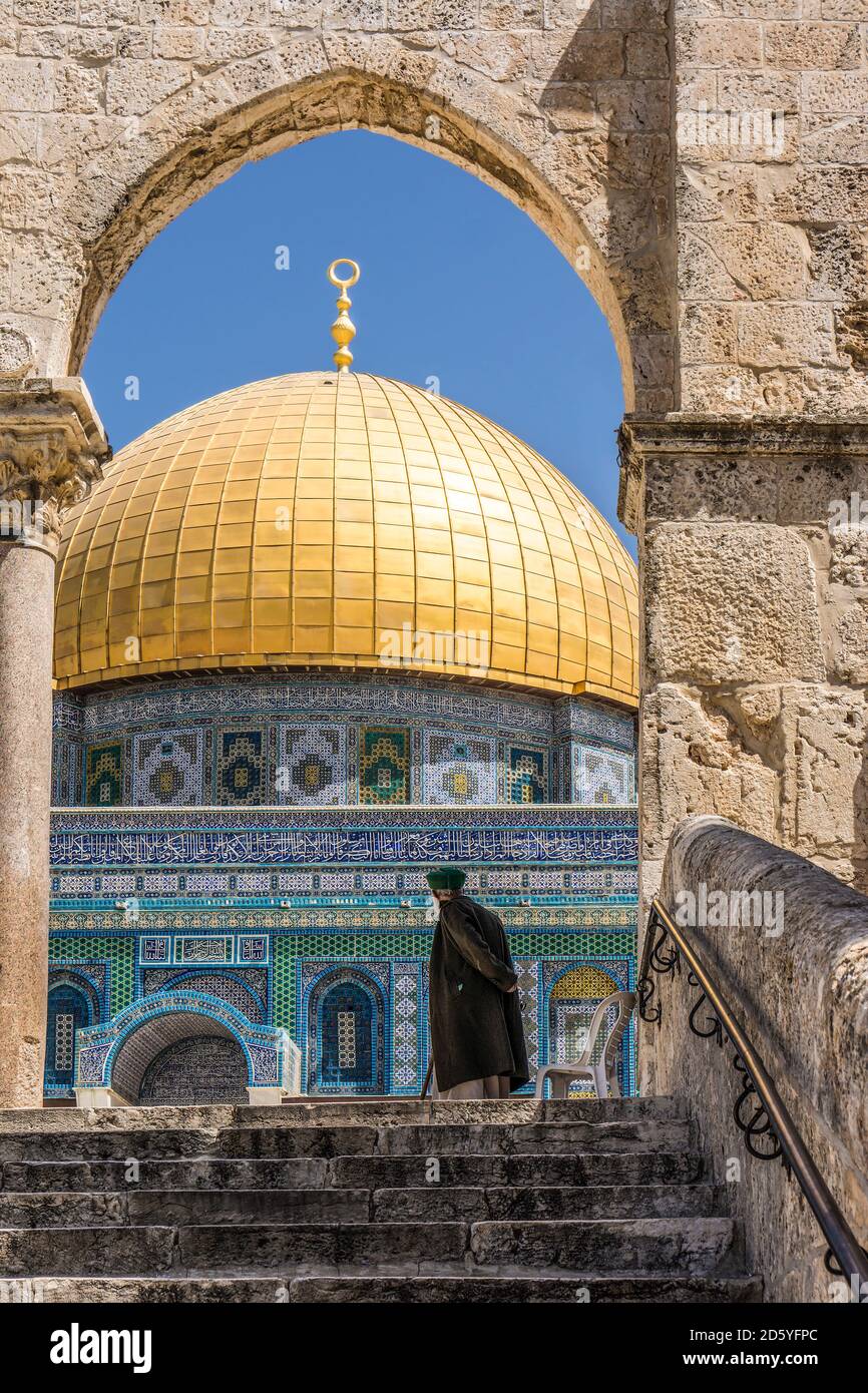 Entrance of temple mount jerusalem hi-res stock photography and images ...