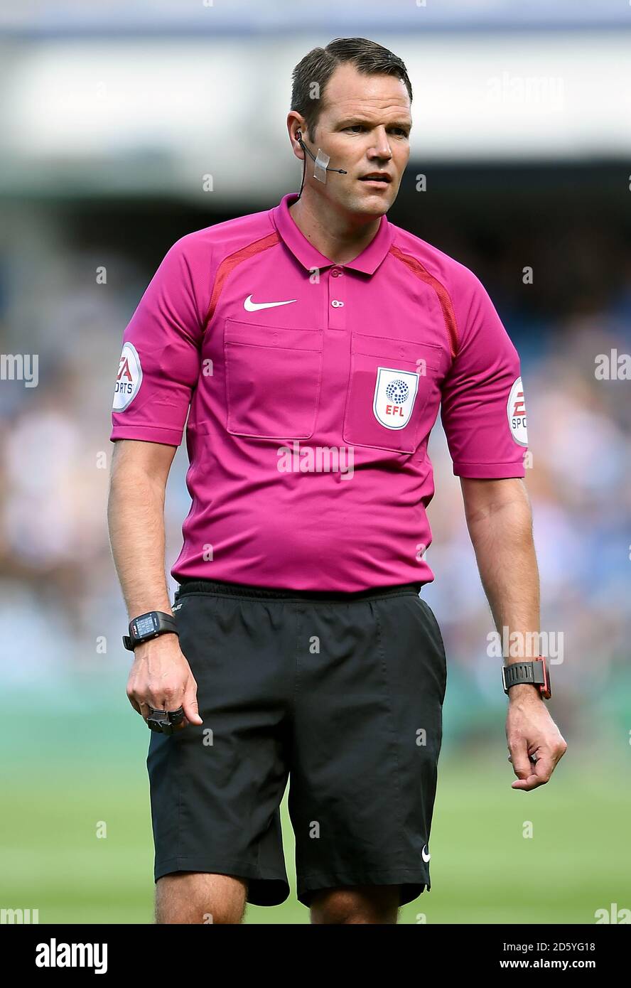 Referee James Linington Stock Photo - Alamy