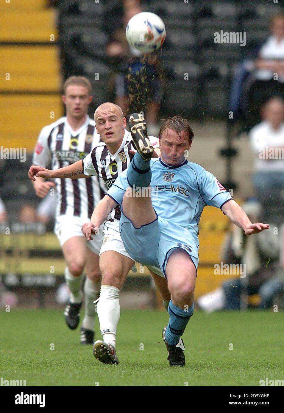Bury's Chris Brass and Notts County's David Pipe Stock Photo - Alamy