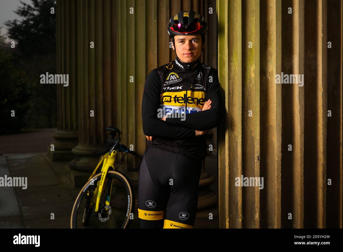 Cyclist Tom Piddock poses in Leeds Stock Photo - Alamy