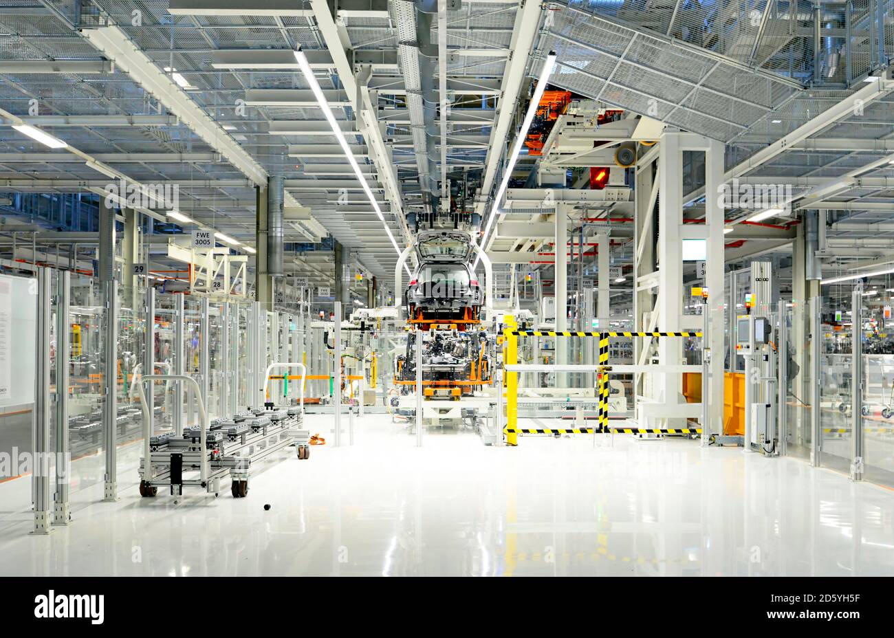 Vw factory hi-res stock photography and images - Alamy