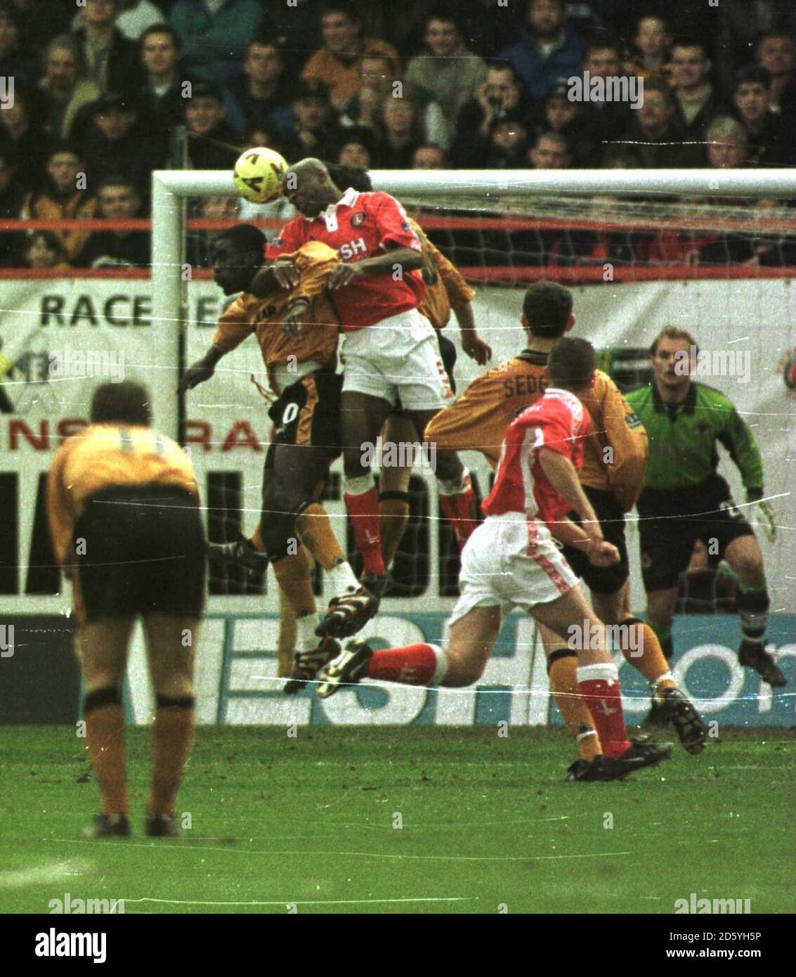 Football action richard rufus hi-res stock photography and images - Alamy