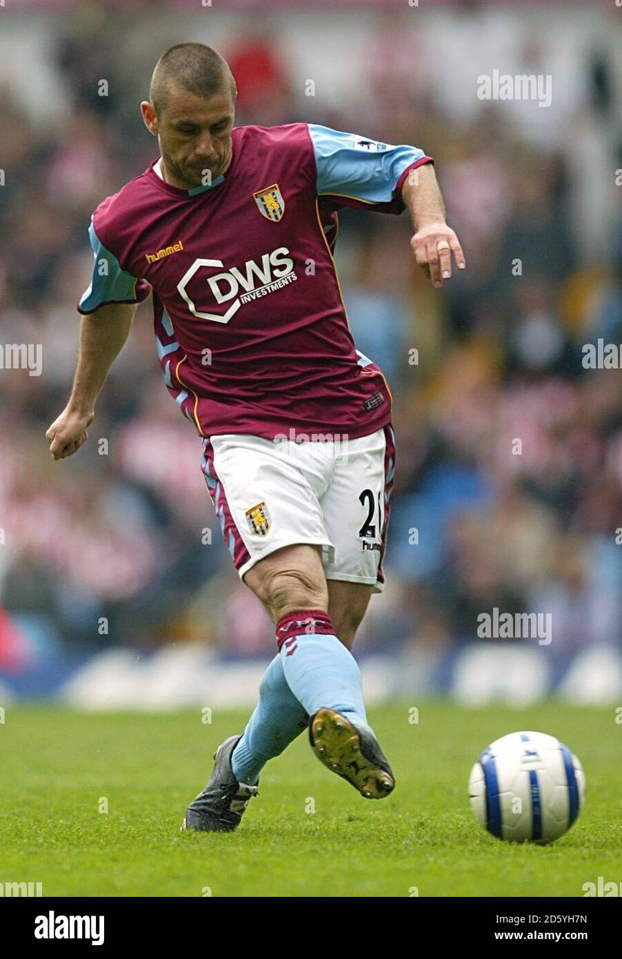 Kevin Phillips, Aston Villa Stock Photo - Alamy