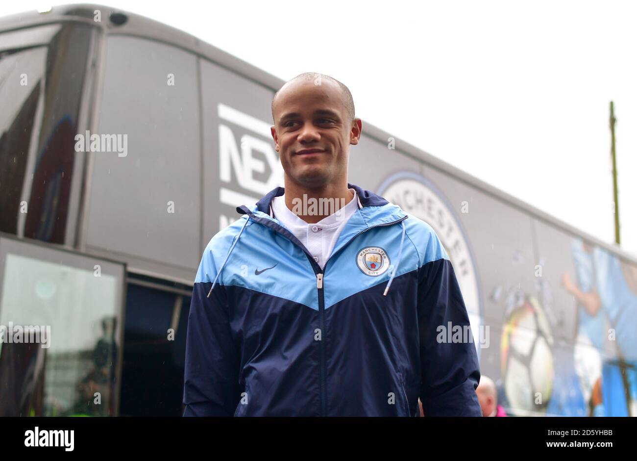 Kompany burnley premier league hi-res stock photography and images - Alamy