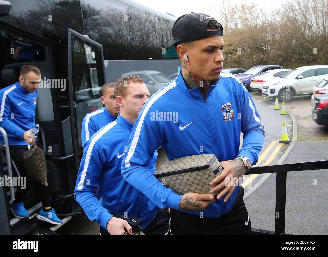 Coventry City's new signing Jonson Clarke-Harris arrives at The New ...