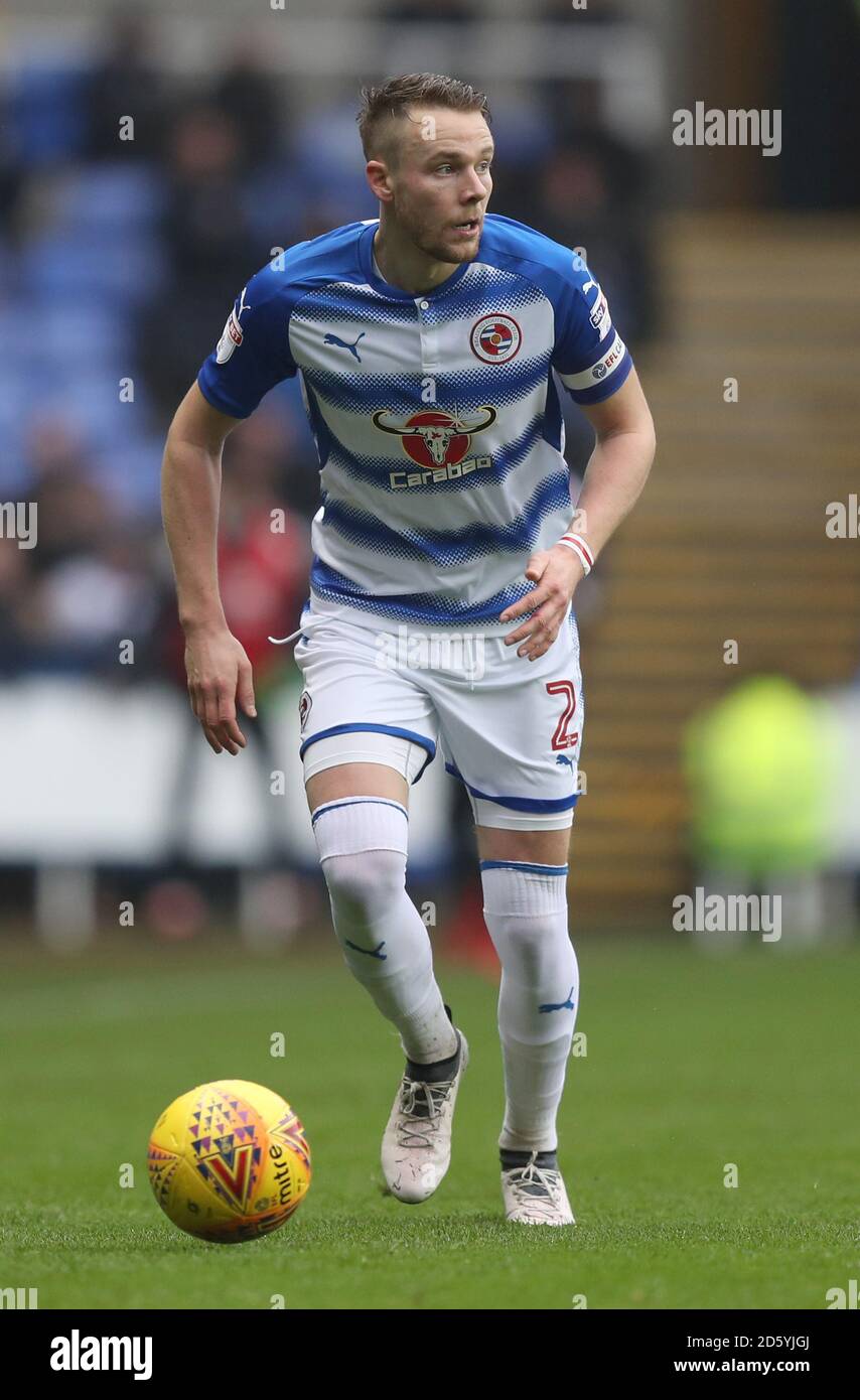 Soccer reading ampics hi-res stock photography and images - Alamy