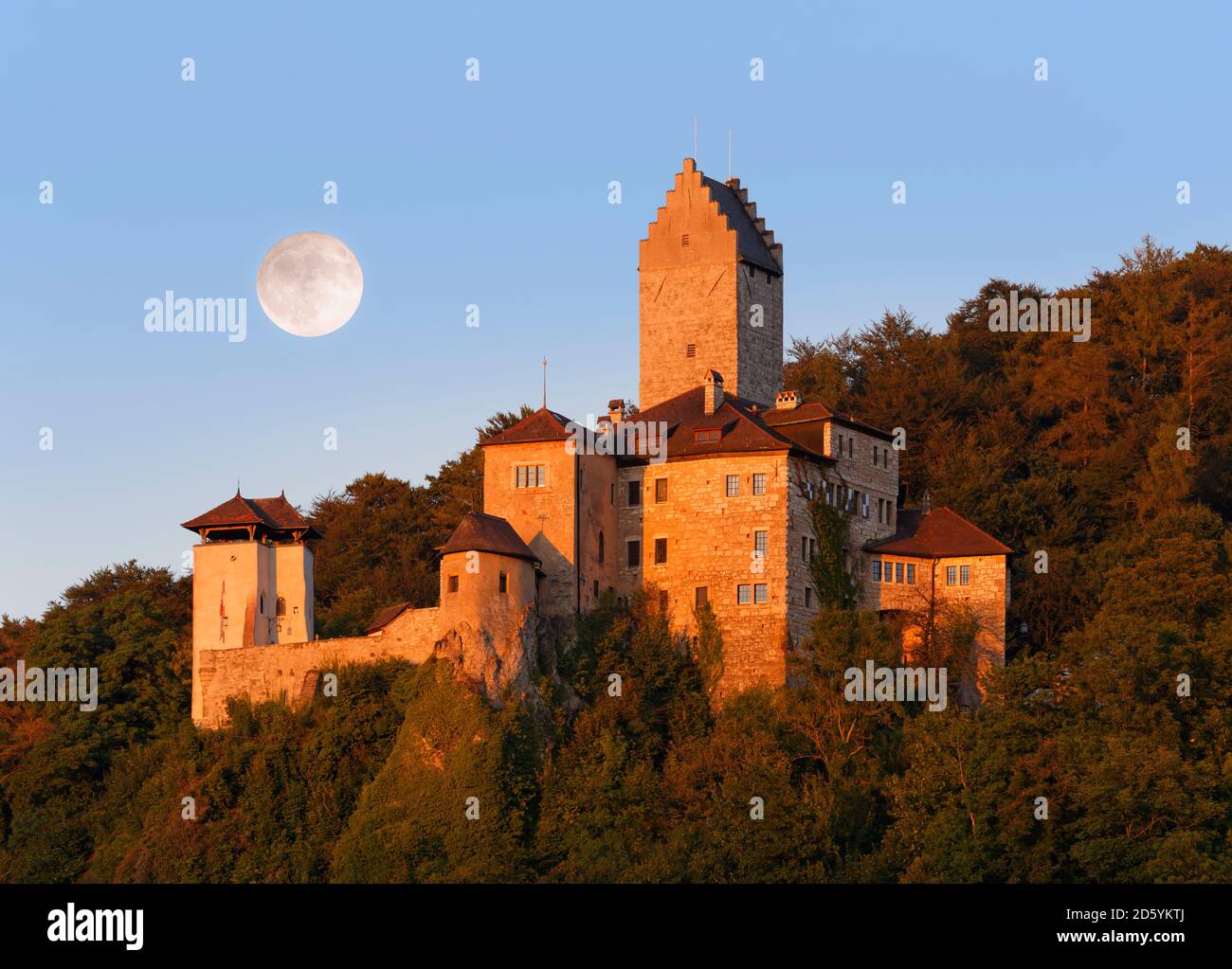 Germany, Bavaria, Altmuehl Valley, Kipfenberg castle and full moon ...