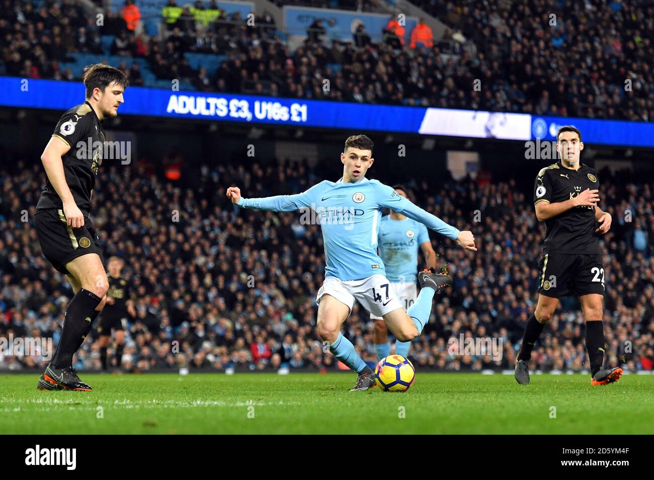 Manchester City's Phil Foden shoots Stock Photo - Alamy