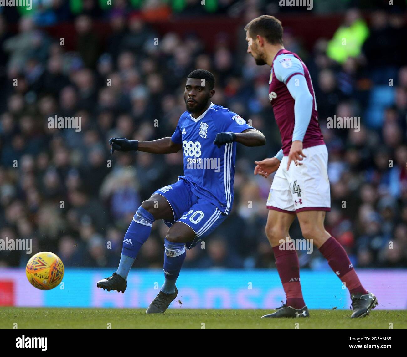 Aston Villa's Conor Hourihane (right) and Birmingham City's Jeremie ...