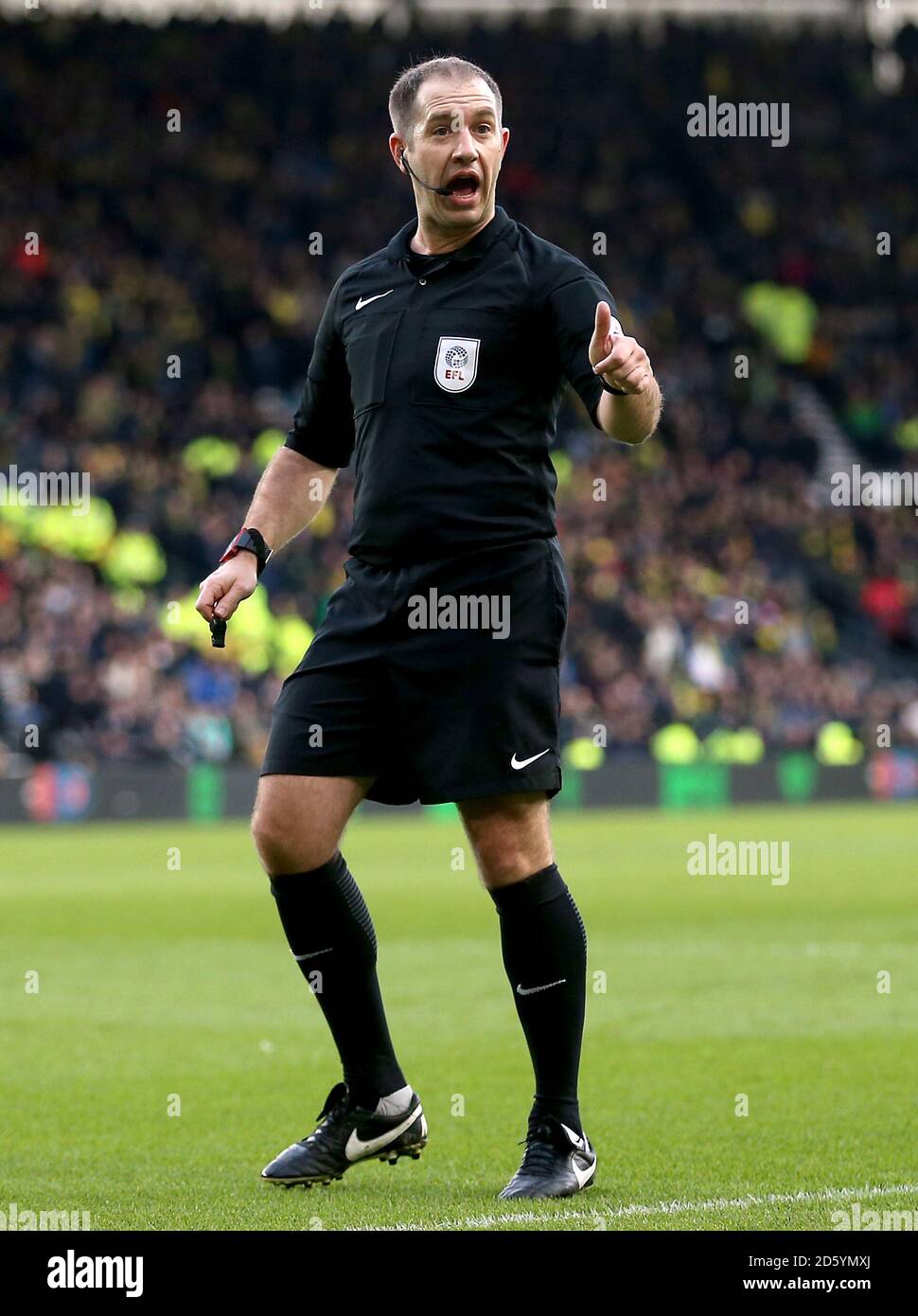 Referee Jeremy Simpson Stock Photo - Alamy