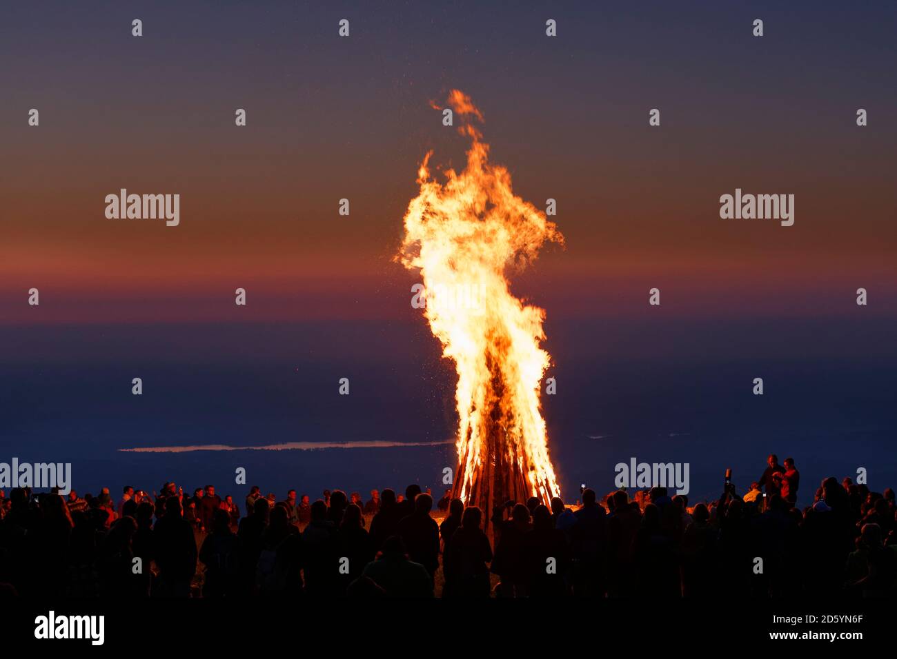 Midsummer festival hi-res stock photography and images - Alamy