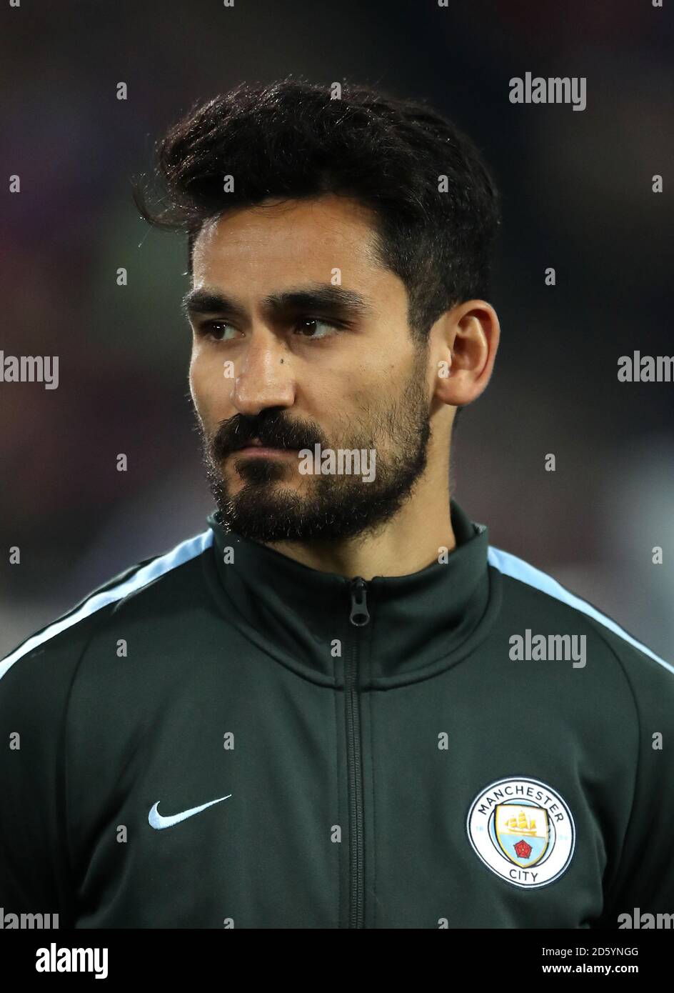 Ilkay gundogan manchester city portrait hi-res stock photography and ...