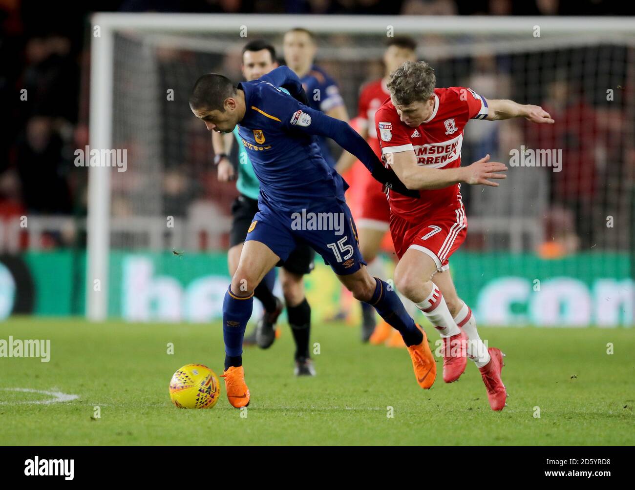 Hull City's Evandro Goebel and Middlesbrough's Grant Leadbitter battle ...
