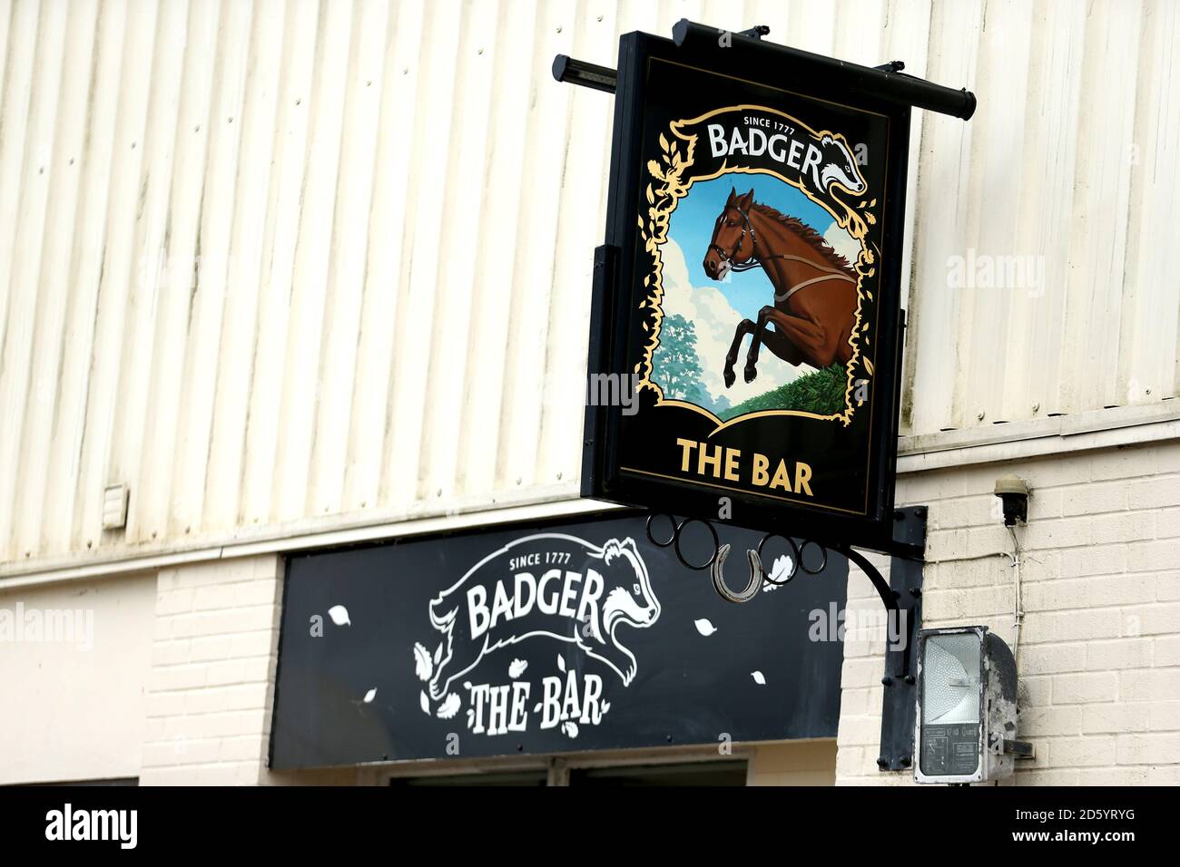 A general view of the Badger Bar Stock Photo - Alamy
